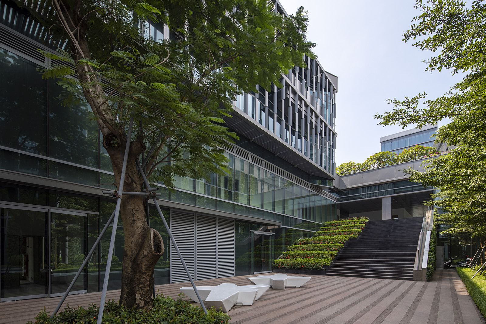 Rocco Design Architects Associates Ltd